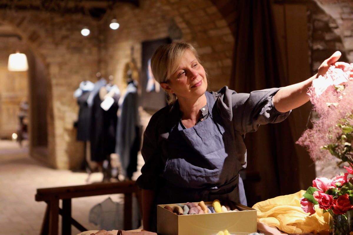 SMAD ITALIA 2024 - From Plant to Pigment: The Story of Woad Blue ...